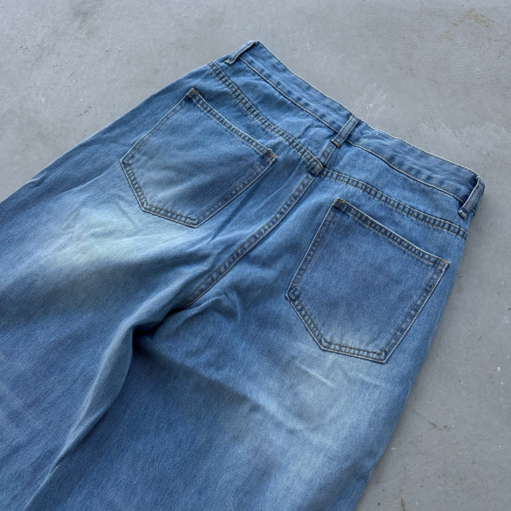 Light Blue Denim – Starred